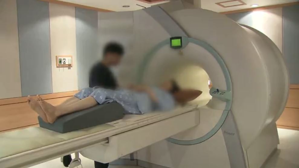 퇴행성 척추디스크도 건보 받고 MRI 찍는다 - SBS Biz