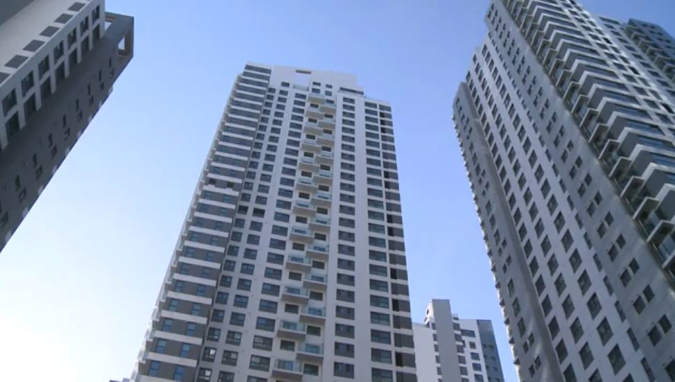 작년 서울 아파트 10채 중 4채 2030 영끌족 매입 '어쩌나' - SBS Biz