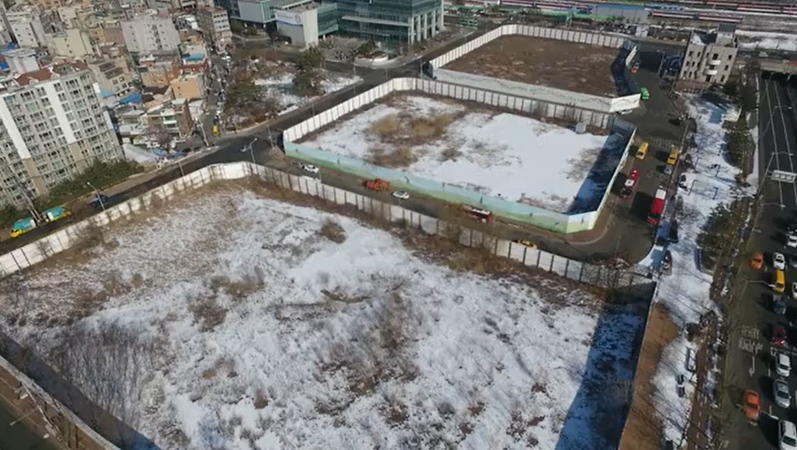 [단독] 10년 넘기네…상암 롯데몰 2년 더 늦춰 2027년 완공 - SBS Biz