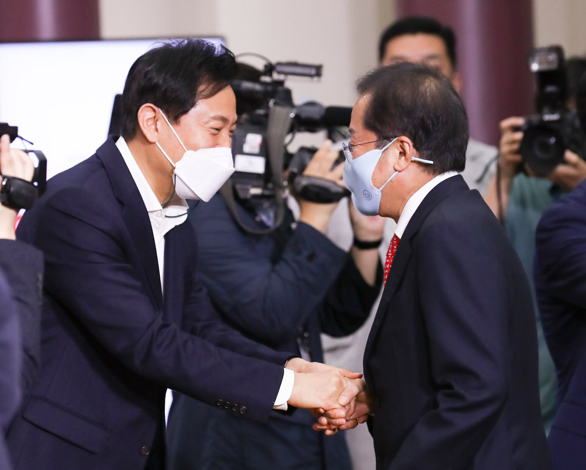 '정치인 호감도' 오세훈 41% 홍준표 40% 이재명 34% 순 - SBS Biz