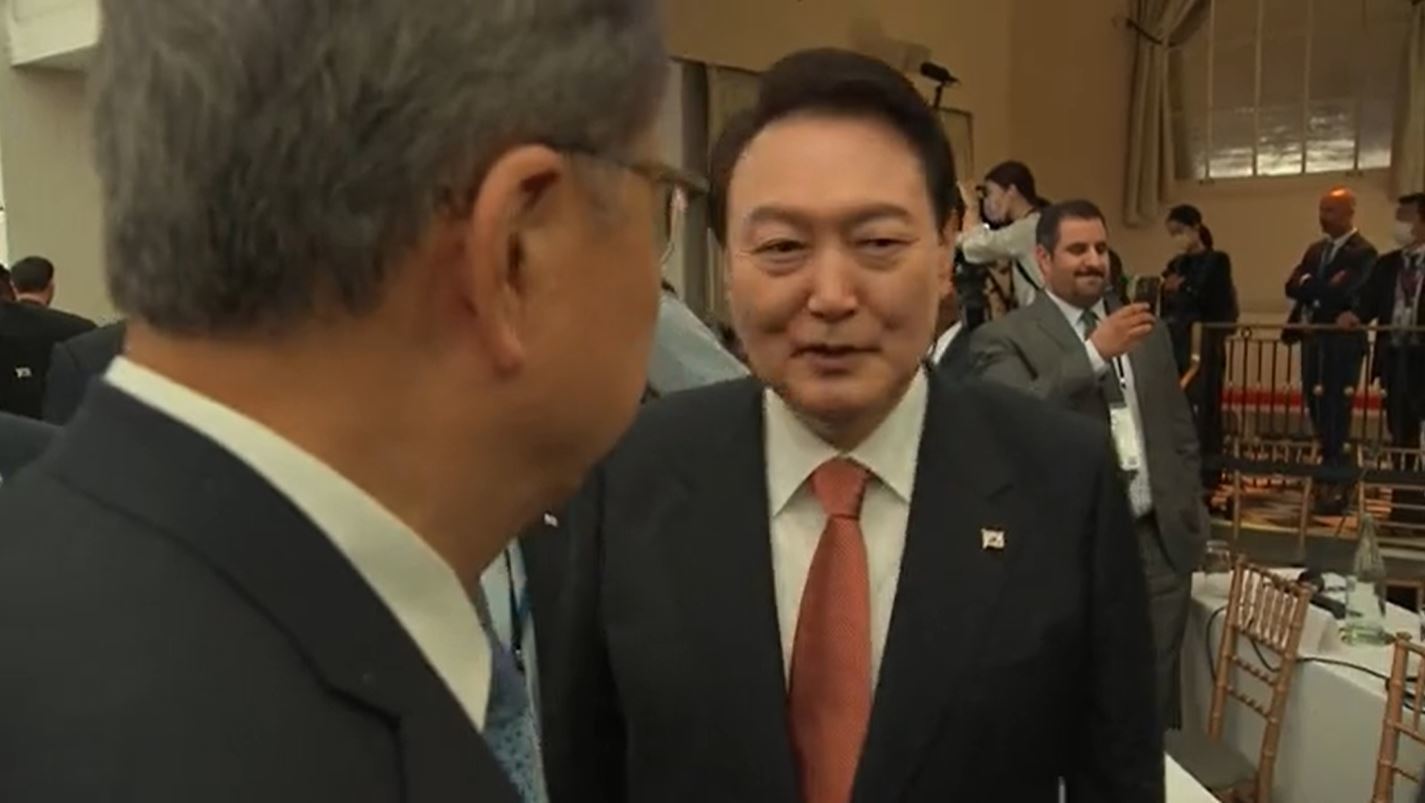 [핫이슈 키워드] 윤 대통령 인터뷰·북한 탄도미사일·쌀 45만 톤 격리·덜덜 떠는 영끌족 - SBS Biz