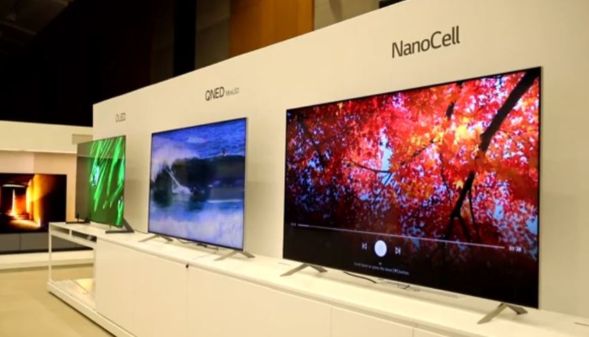 올해 팔린 TV 2대 중 1대는 삼성·LG…3위 中 TCL - SBS Biz