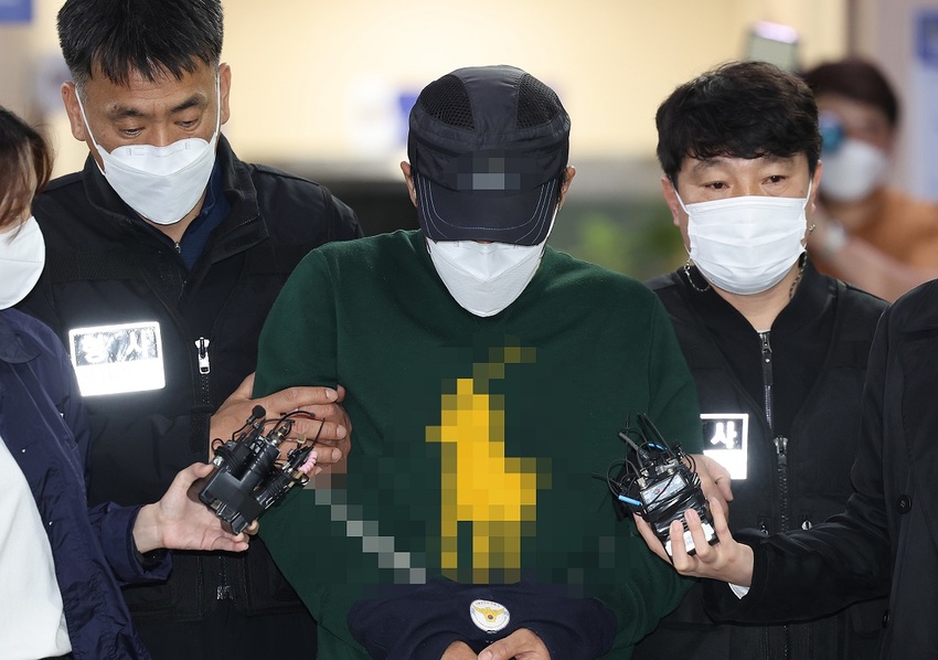 검찰 우리은행 700억 횡령 직원 조력자 등 7명 추가 기소 Sbs Biz