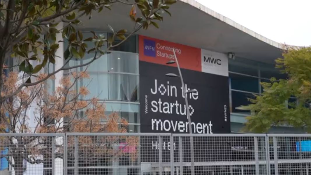 막 오르는 MWC…망이용료부터 中 '설욕전'까지 도마 위로 - SBS Biz