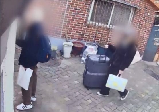 국내 숙소 물 120톤 쓴 중국인 부부…"취소 안해줘 보복" - SBS Biz