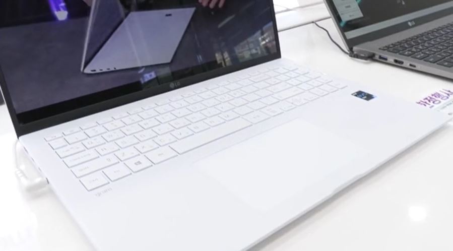 "노트북·PC 인도서 생산해라"…삼성·LG 수입 제한 - SBS Biz