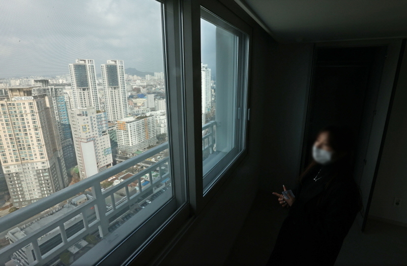 서울 강동·경기 광주 등 일자리 연계형 주택 2천452호 공급 - SBS Biz