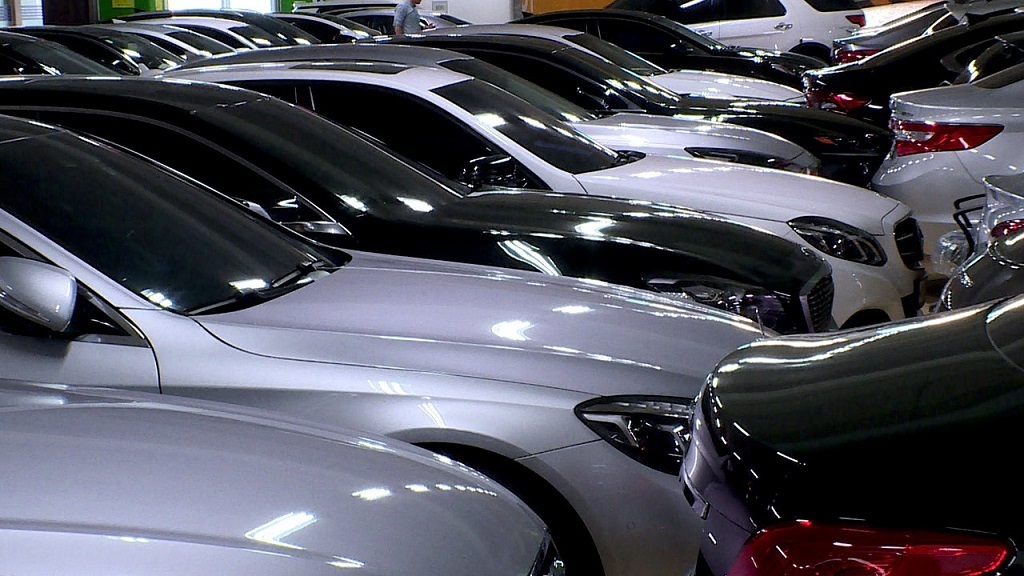 판 커지는 중고차…현대차 이어 KG모빌·롯데렌탈까지 - SBS Biz