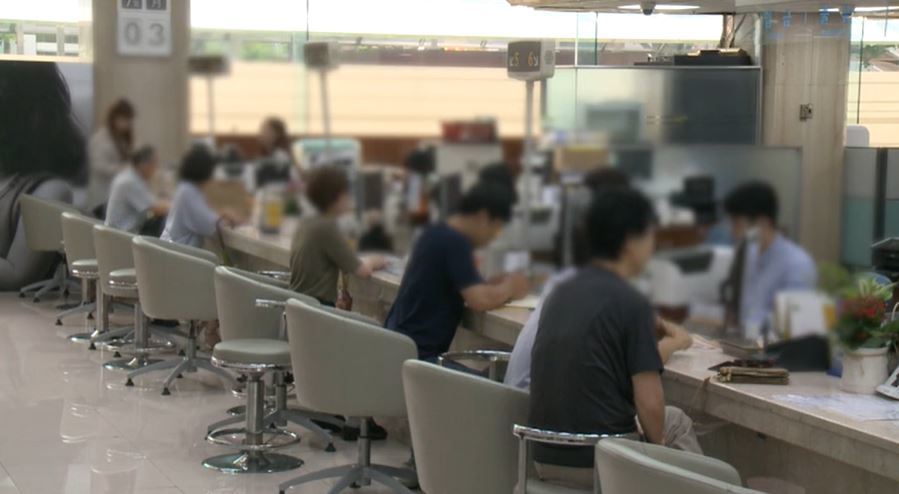 불어난 가계대출 늘어난 정책대출…부실 '쓰나미'가 온다 - SBS Biz