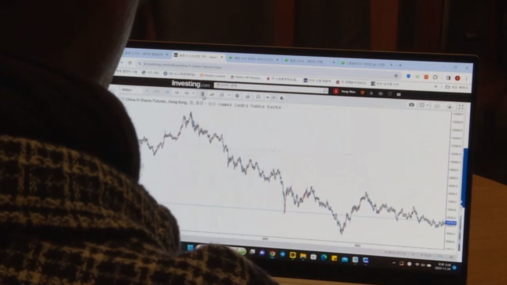 이복현 "ELS 사태 불완전판매 책임 강하게 물을 것" - SBS Biz