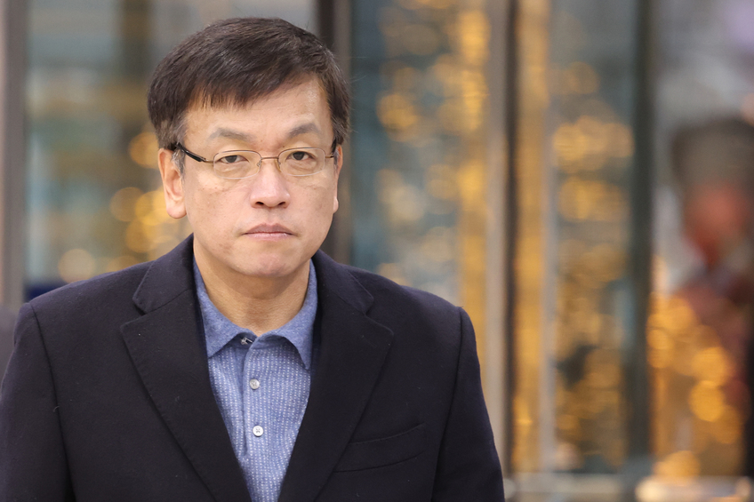 최상목 "은행 횡재세보다는 사회적 기여 강화해야" - SBS Biz