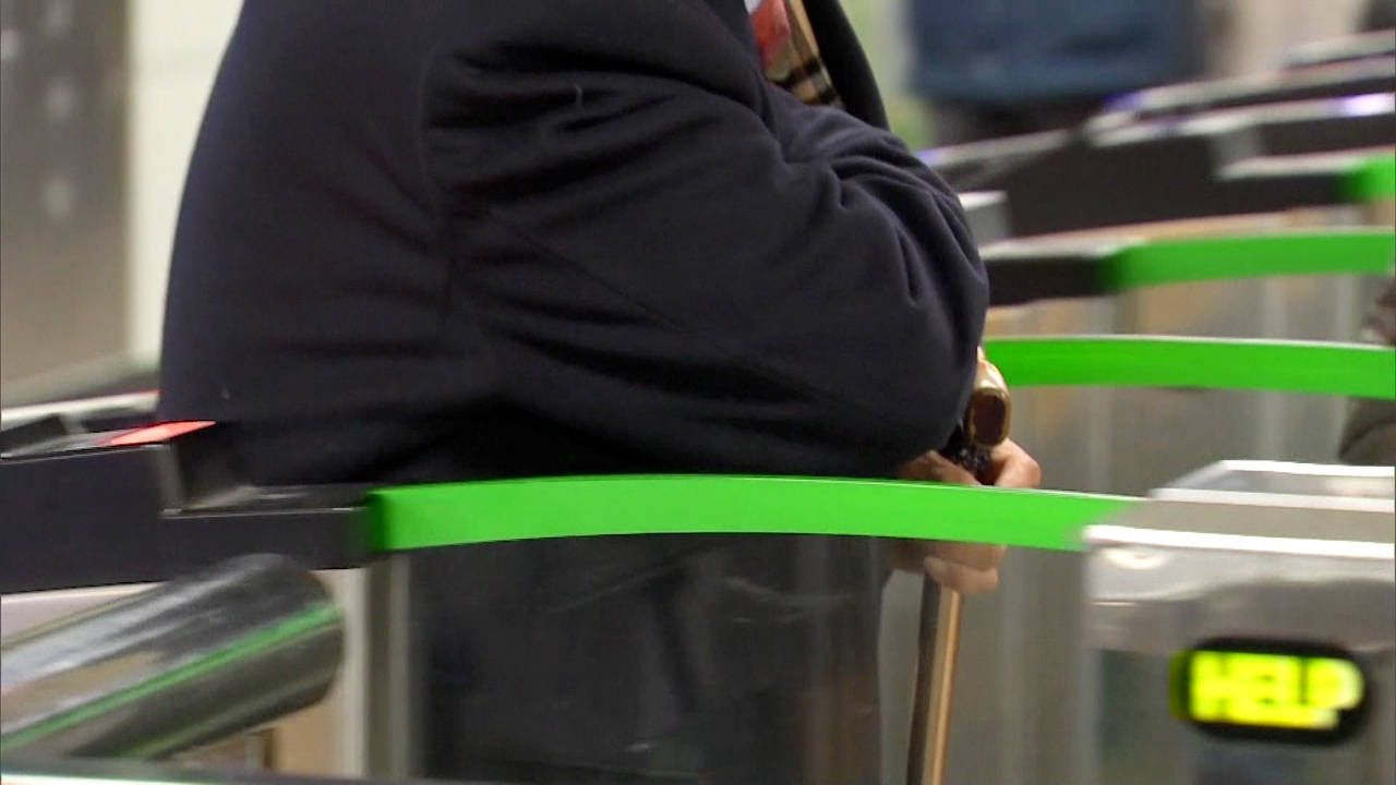 [손에 잡히는 재테크] 70세 이상 '주목'…면허 반납시 '10만원 교통카드'? - SBS Biz