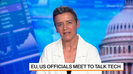 EU "AI 분야서 경쟁 활발하게 이뤄져야" - SBS Biz