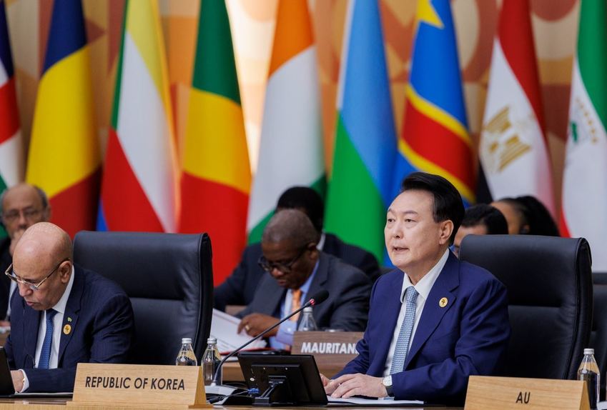 아프리카 국가와 첫 다자회의…조약·협정 12건·MOU 34건 체결 - SBS Biz