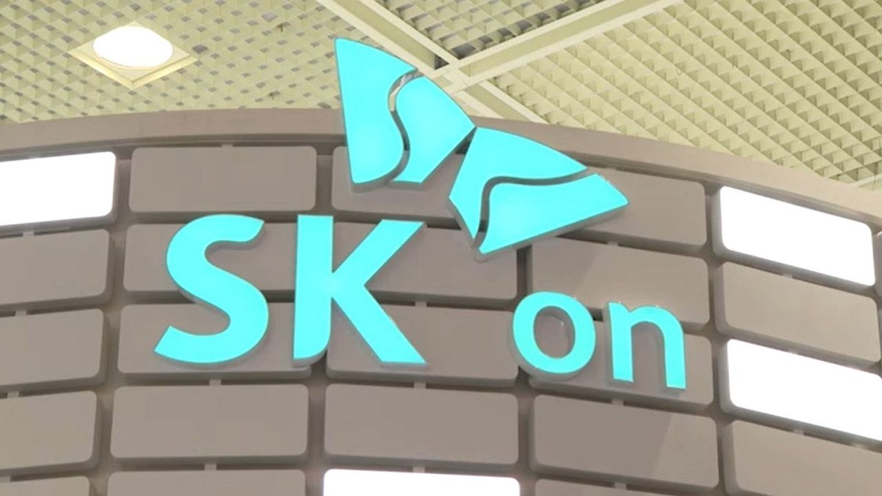 SK온 살리기 총력…이노베이션·E&S 주주 반발 변수 - SBS Biz