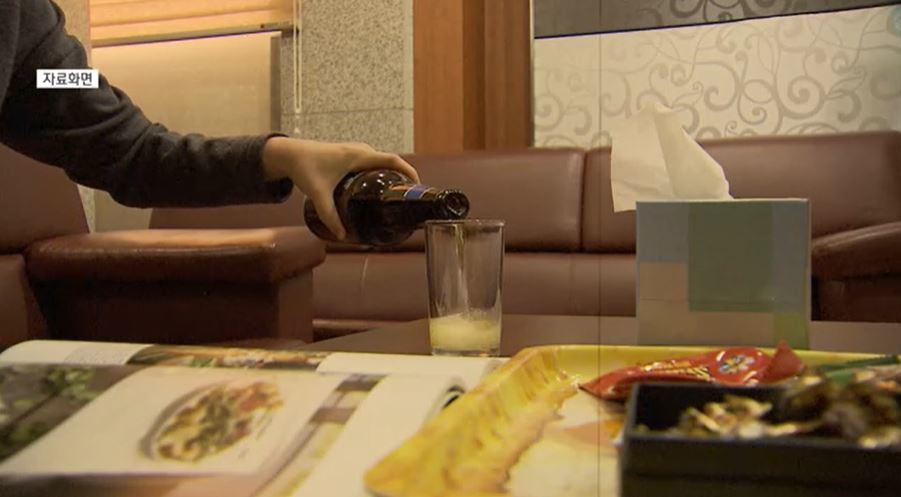 [단독] '장관 표창' 지사장 대낮 사무실서 음주…LX공사 또 직원 비위 - SBS Biz