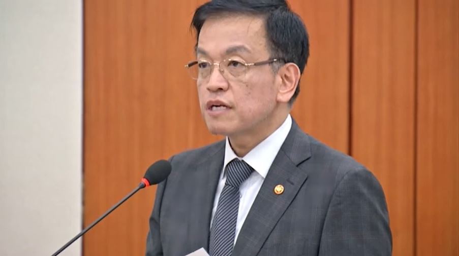 환율 '들썩' 1천400원 뚫리나…"변동성, 대응 가능" - SBS Biz