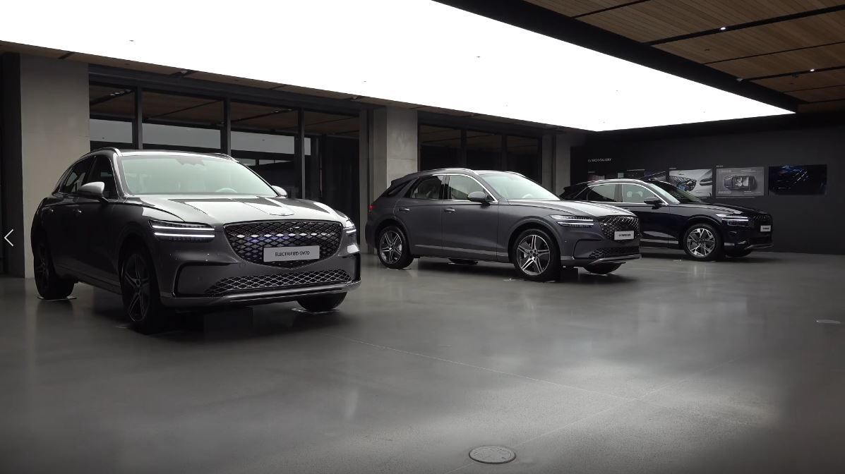 제네시스, 국내서 'GV70' 첫 전기차 출시…7천530만 원부터 - SBS Biz