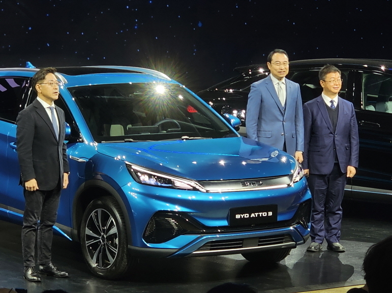 中 BYD, 아토3 오늘부터 사전계약…올해 신차 3종 출시 - SBS Biz