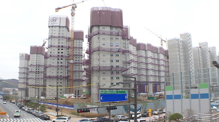 굼뜬 PF사업장 매각, '전용 거래소'로 판 흔든다 - SBS Biz