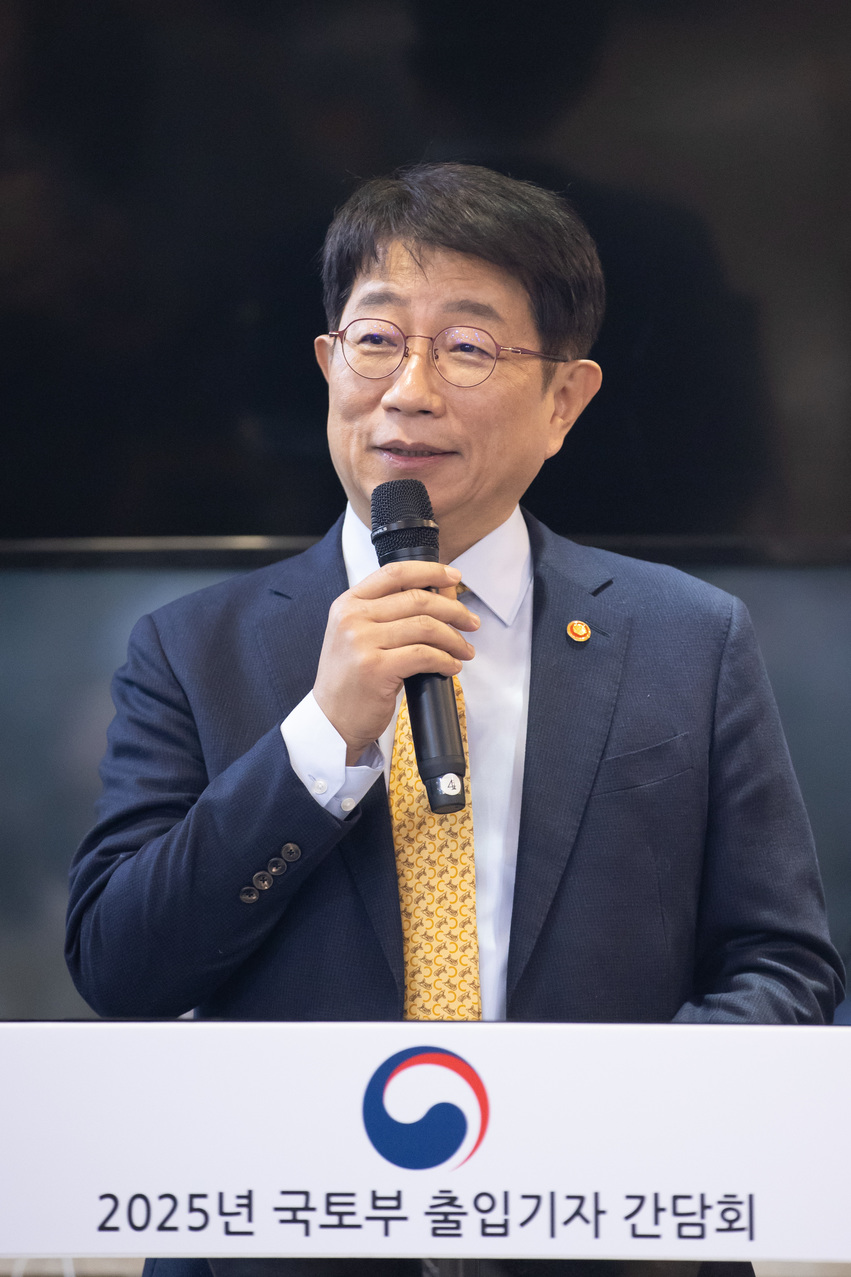 박상우 "올해 주택 공급 확대…정비사업 규제 완화 적극 추진" - SBS Biz