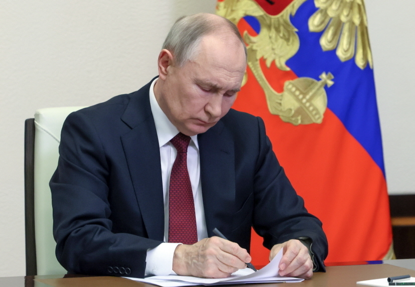 푸틴 "美와 희토류 협력…국방비 삭감도 합의 가능" - SBS Biz