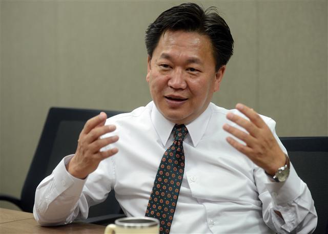 법원, 존리 전 메리츠자산운용 대표 금융위 중징계 취소 - SBS Biz