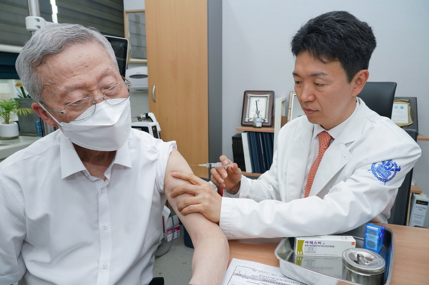 세계 첫 RSV백신 아렉스비…GSK "국내 접종 시작" - SBS Biz