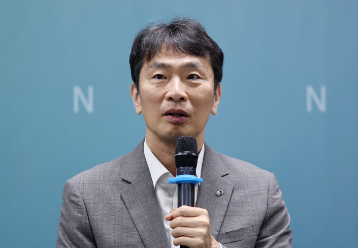 이복현 금감원장 "가계부채 안정적 관리, 3단계 스트레스 DSR 차질 없이 대비" - SBS Biz