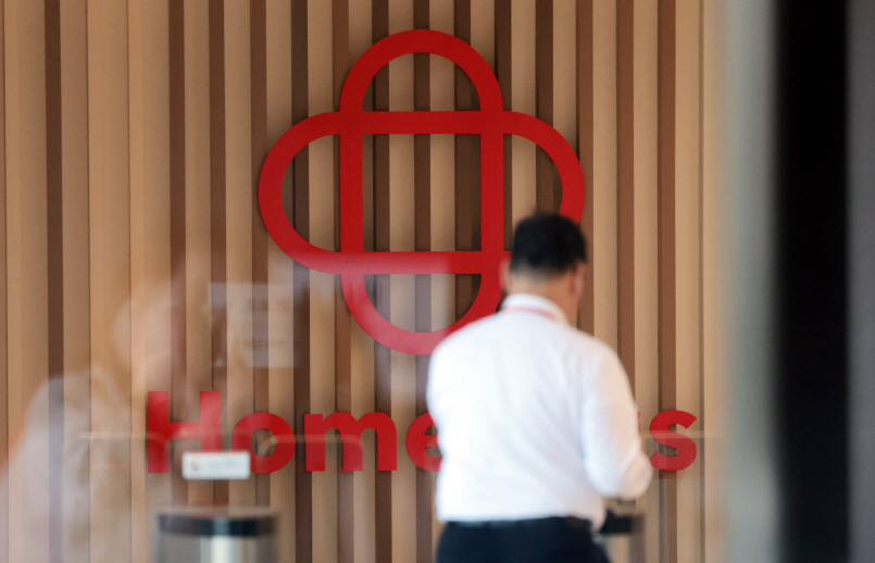 MBK파트너스 "홈플러스, 인가 전 M&A 진행·2.5조 보통주 무상소각" - SBS Biz