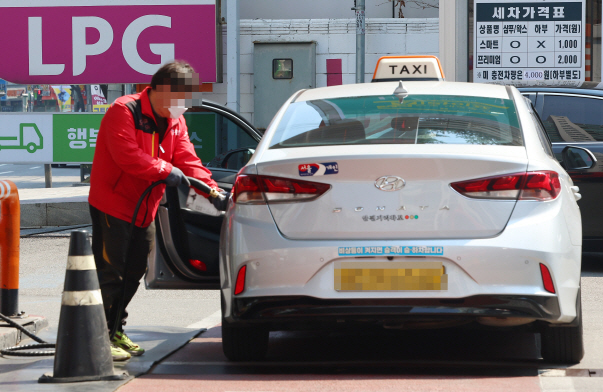 7월 LPG 공급가 두달 연속 인하…"국제가격·환율 고려" - SBS Biz