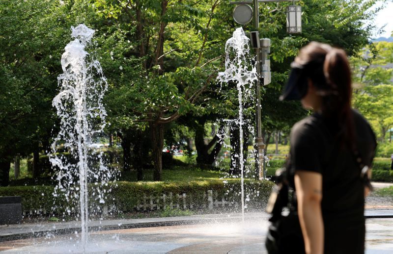 [내일날씨] 주말 내내 폭염…서울 낮 최고 37도 - SBS Biz