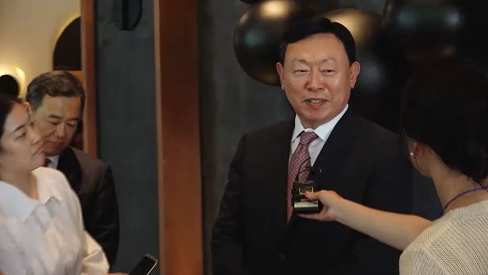 다시 칼 뺀 신동빈, 20명 CEO 물갈이 [CEO 업&다운]